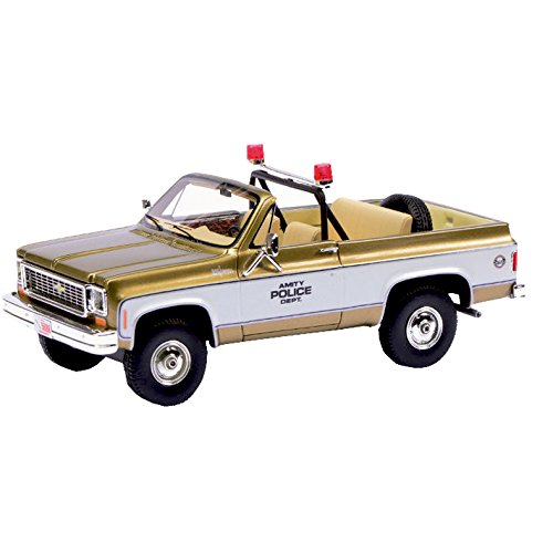Schuco 450899700 1:43 Scale Chevrolet Blazer Model Car – TopToy