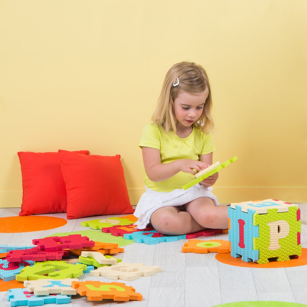 LUDI Foam Puzzle Pieces with Letters and Numbers-Random model – TopToy