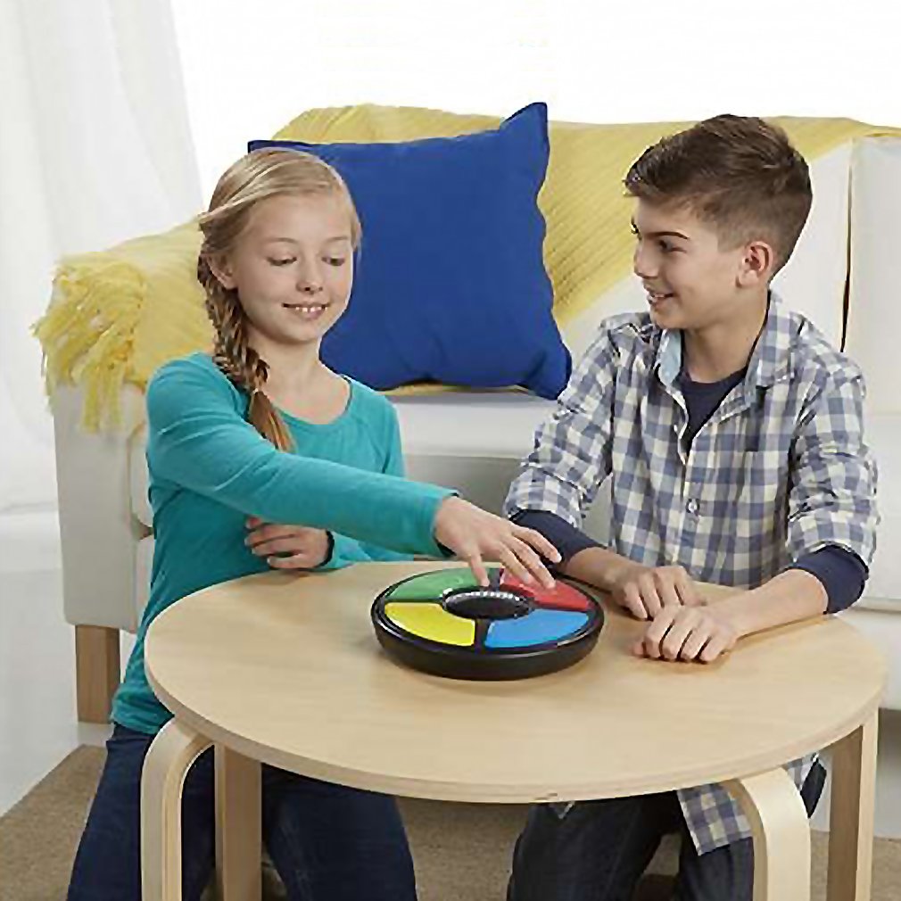 Hasbro Gaming – Classic Simon Game – TopToy