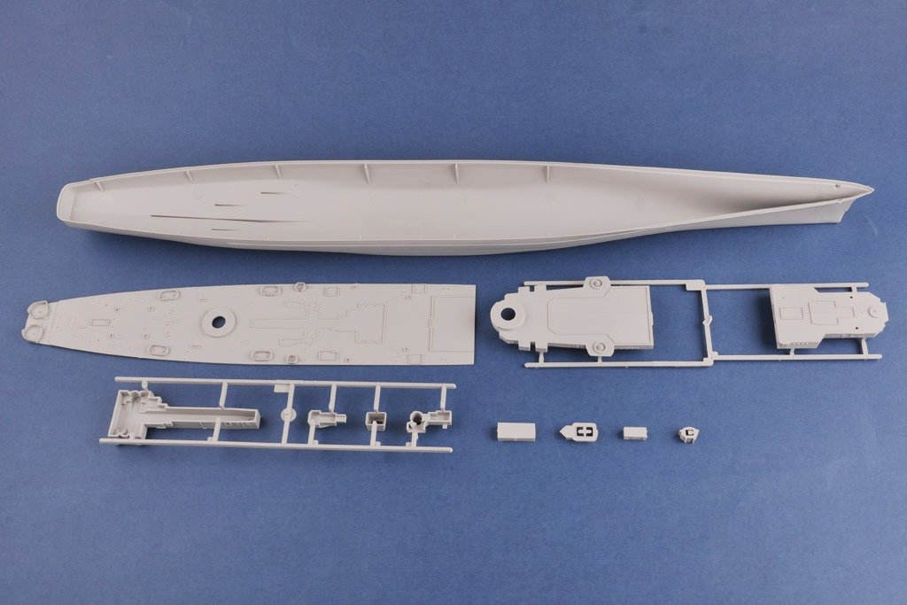Hobby Boss 86514 Model Kit USS GUAM CB 2 – TopToy