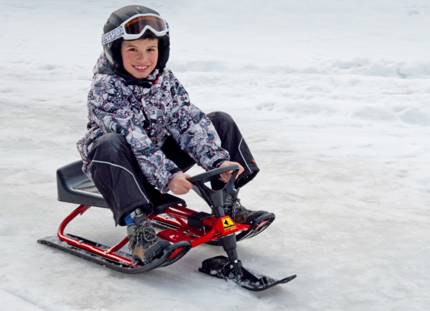 Schmidt Sportsworld ‘Sledge Snow Bob Kiddy Star Black/Red – TopToy