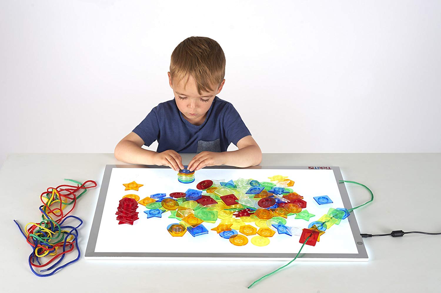 TickiT 73071 Stackable Translucent Button With Lace, 156 Pieces, Translucent – TopToy