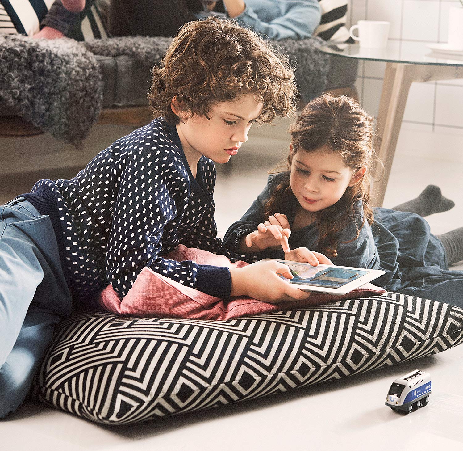 BRIO World App Enabled Remote Control Engine Train for Kids Age 3 Years ...