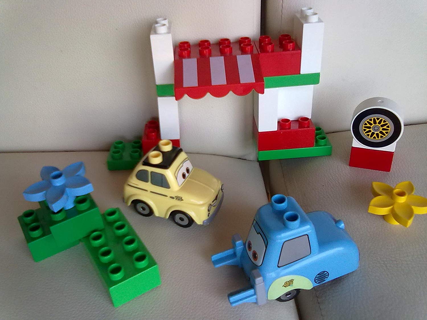 LEGO DUPLO Cars 5818: Luigi’s Italian Place – TopToy