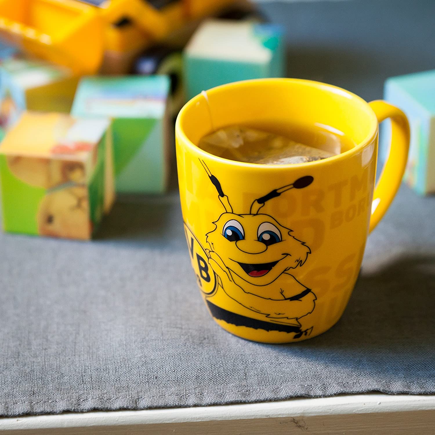 Borussia Dortmund, Mug EMMA, black-yellow, – TopToy